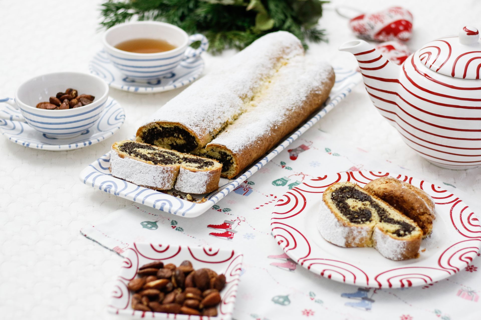 Topfen-Mohn-Stollen und gebrannte Zimt-Vanille-Mandeln